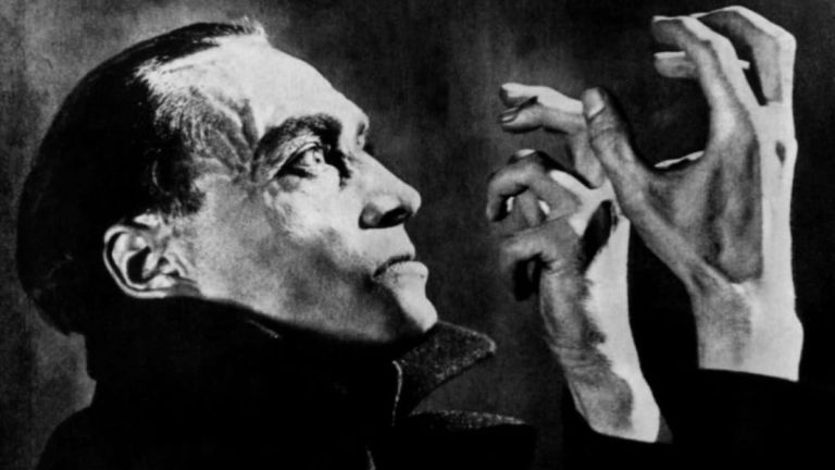 The Hand Has A Mind Of Its Own | Surgeons of Horror